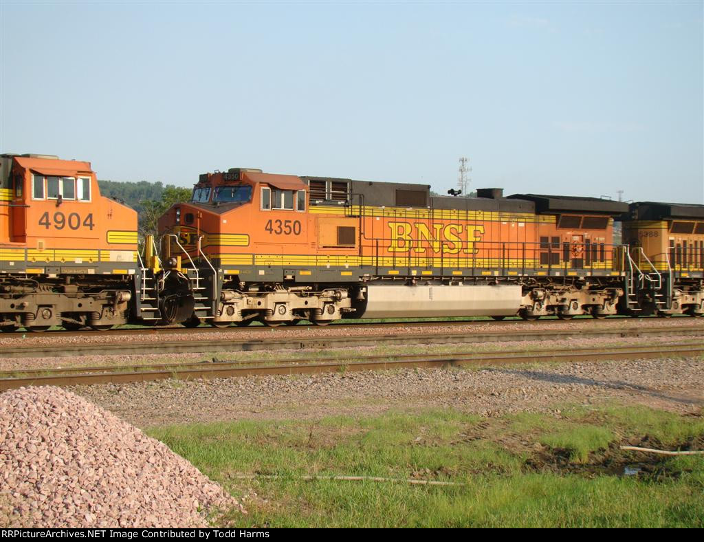 BNSF 4350